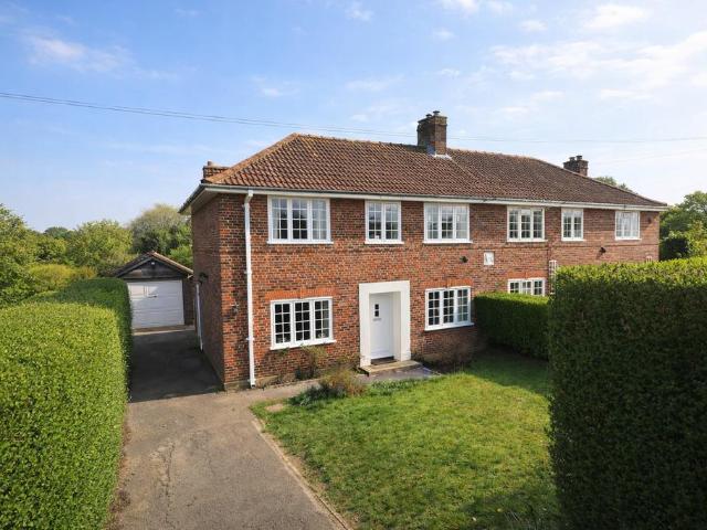 3 bedroom semi detached house for sale