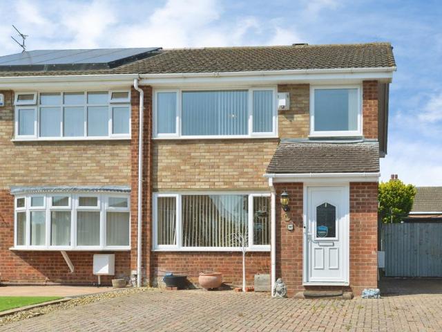 3 bedroom semi detached house for sale