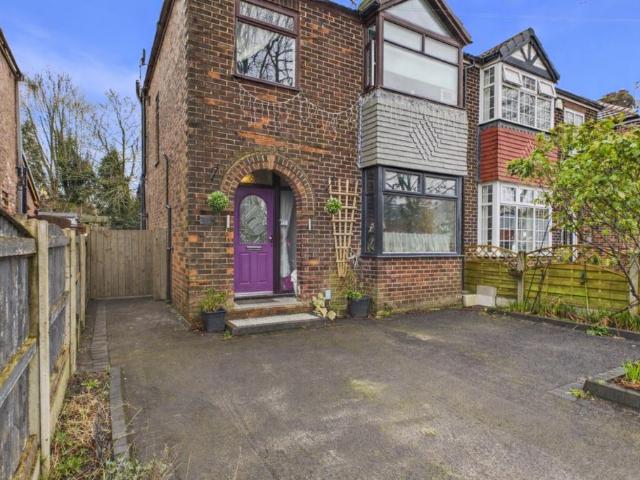 3 bedroom semi detached house for sale