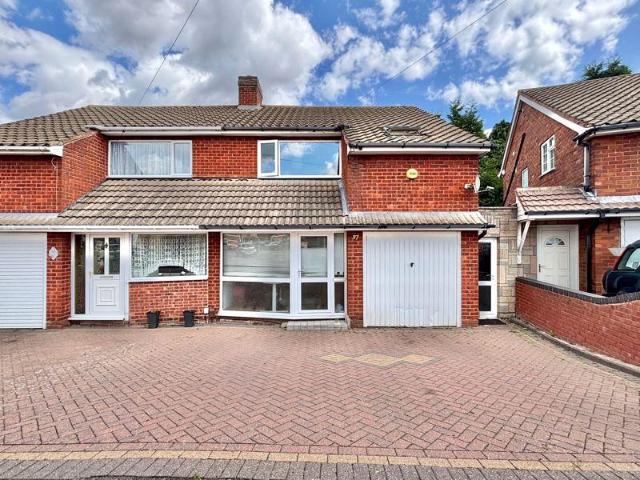 3 bedroom semi detached house for sale