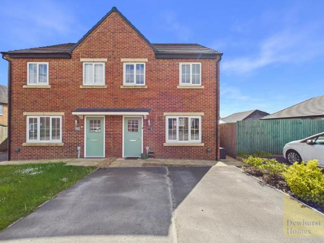 3 bedroom semi detached house for sale