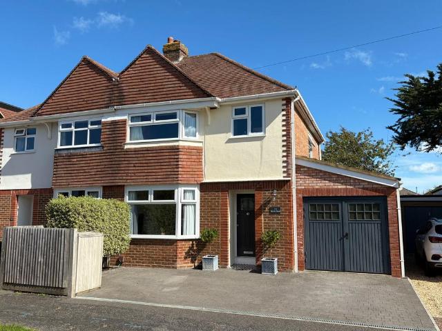 3 bedroom semi detached house for sale