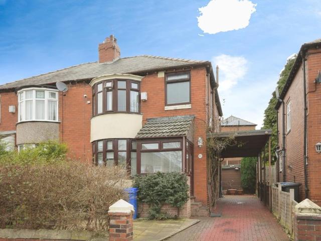 3 bedroom semi detached house for sale