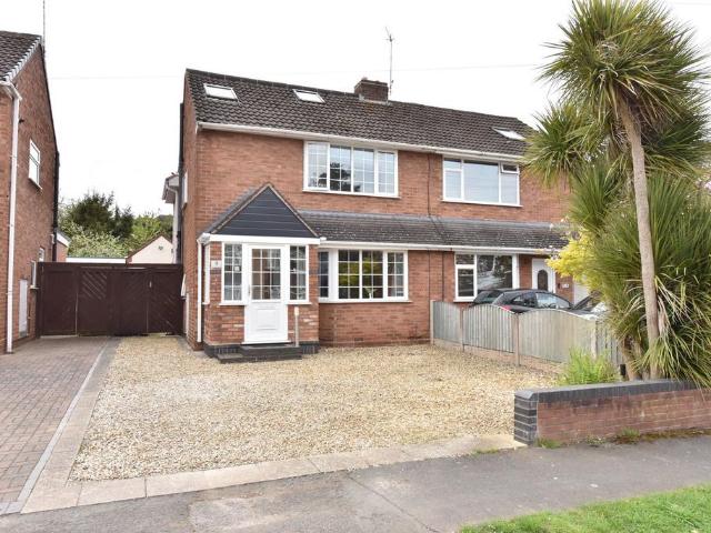 3 bedroom semi detached house for sale
