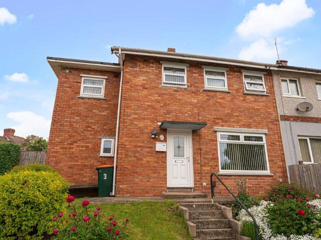 3 bedroom semi detached house for sale