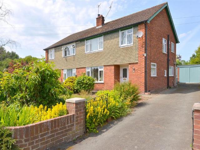 3 bedroom semi detached house for sale