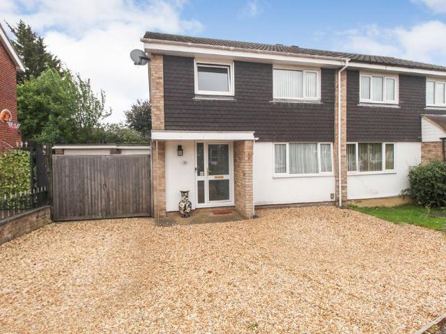 3 bedroom semi detached house for sale