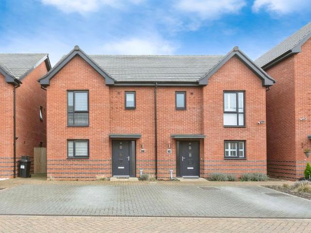 3 bedroom semi detached house for sale