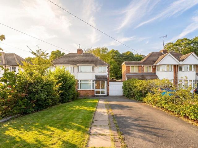 3 bedroom semi detached house for sale