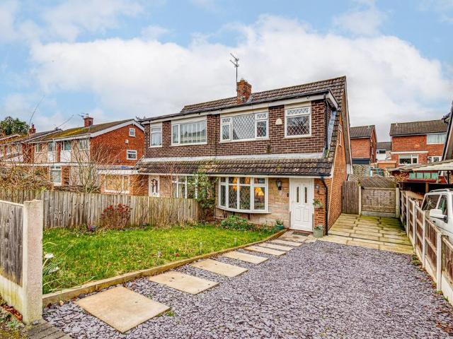 3 bedroom semi detached house for sale