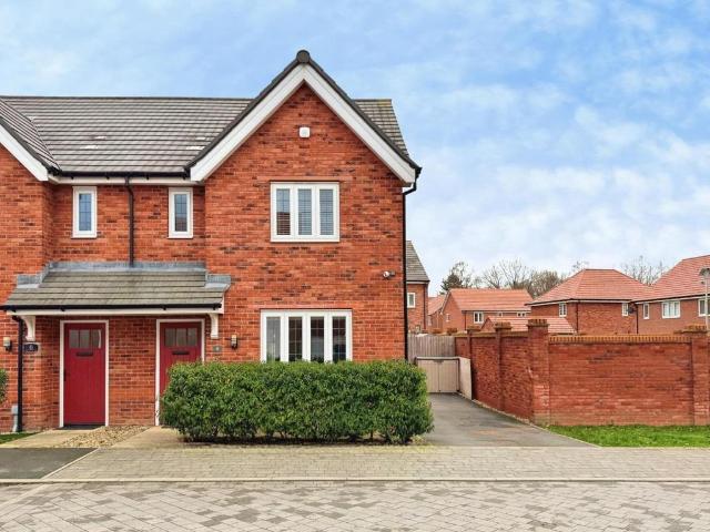 3 bedroom semi detached house for sale