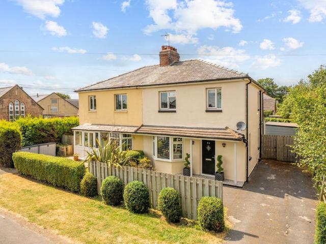 3 bedroom semi detached house for sale