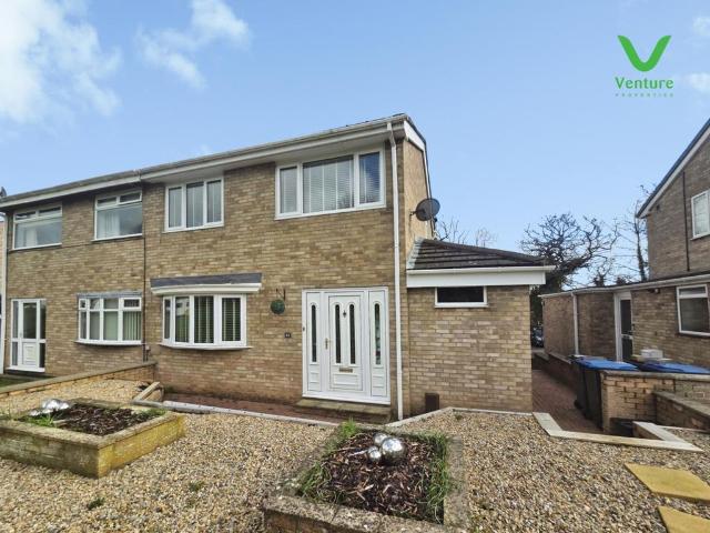 3 bedroom semi detached house for sale