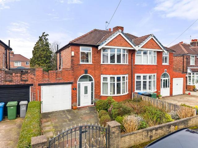 3 bedroom semi detached house for sale
