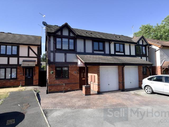 3 bedroom semi detached house for sale