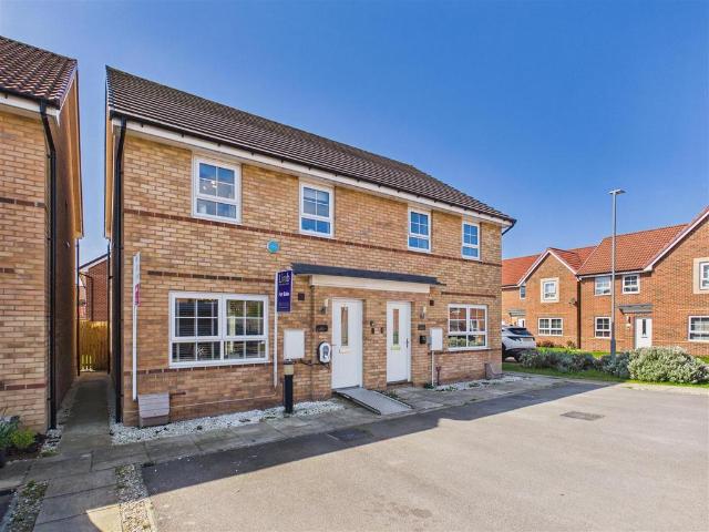 3 bedroom semi detached house for sale