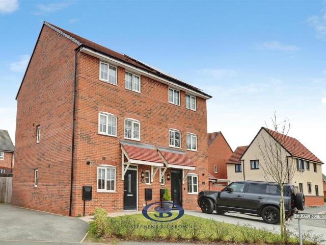 3 bedroom semi detached house for sale