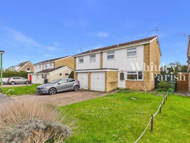 3 bedroom semi detached house for sale