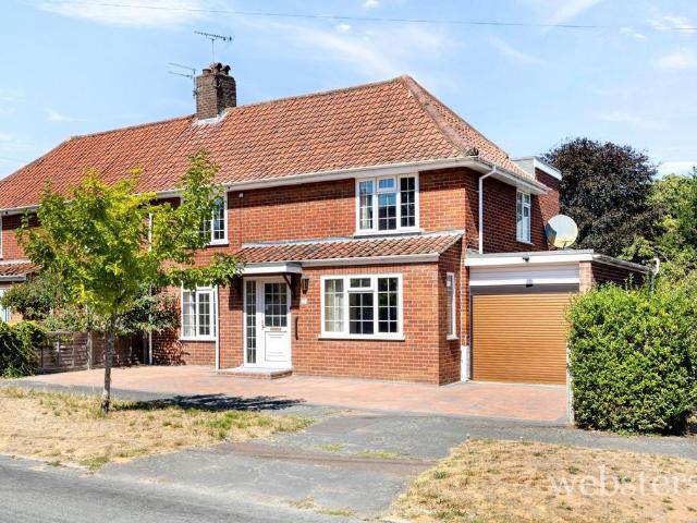 3 bedroom semi detached house for sale