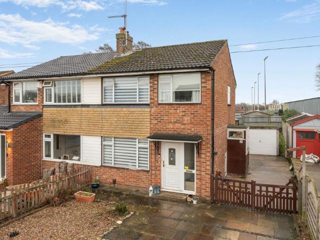 3 bedroom semi detached house for sale