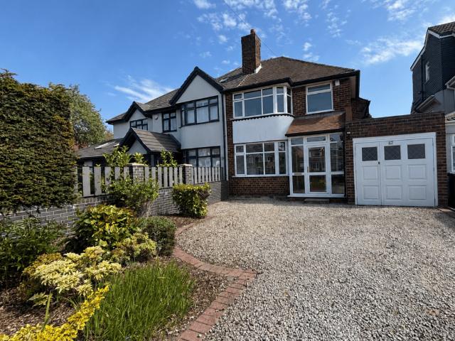 3 bedroom semi detached house for sale