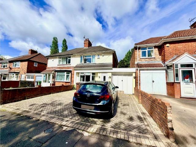 3 bedroom semi detached house for sale