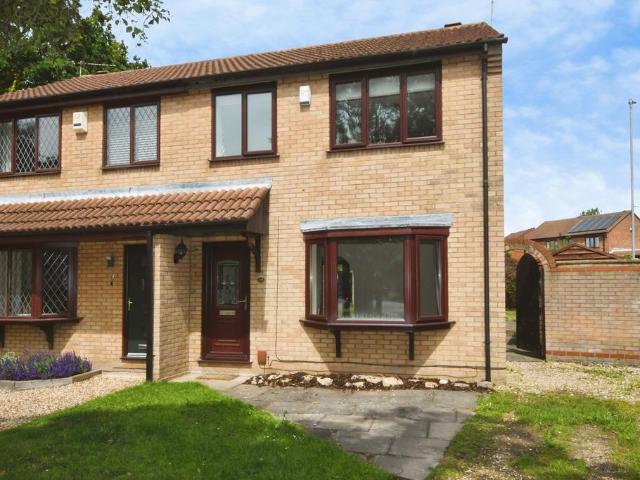 3 bedroom semi detached house for sale