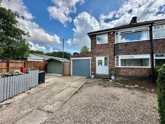 3 bedroom semi detached house for sale