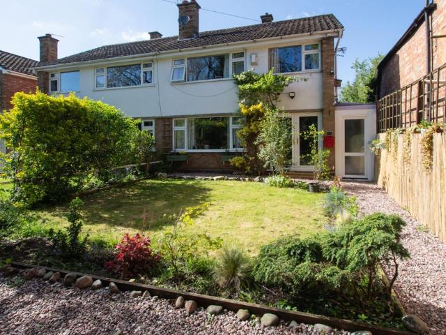 3 bedroom semi detached house for sale