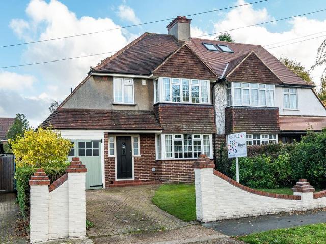 3 bedroom semi detached house for sale