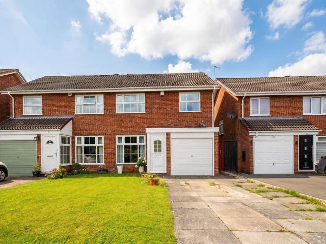 3 bedroom semi detached house for sale