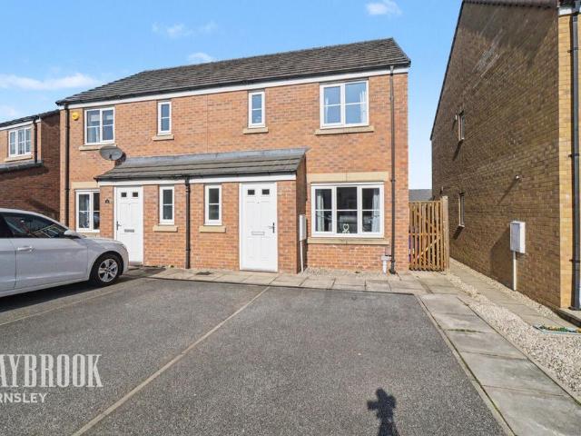 3 bedroom semi detached house for sale