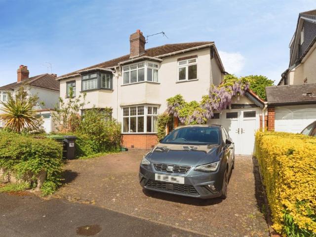 3 bedroom semi detached house for sale