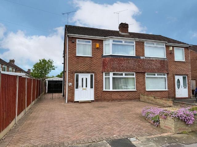 3 bedroom semi detached house for sale