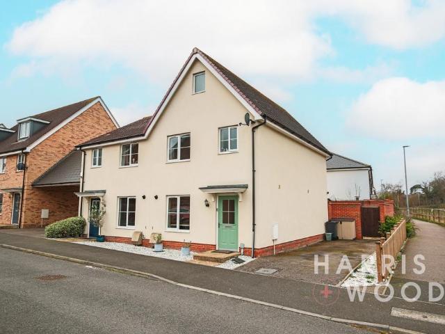 3 bedroom semi detached house for sale
