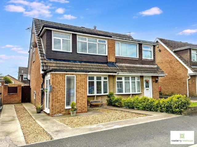 3 bedroom semi detached house for sale