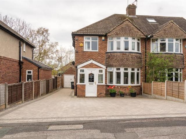 3 bedroom semi detached house for sale