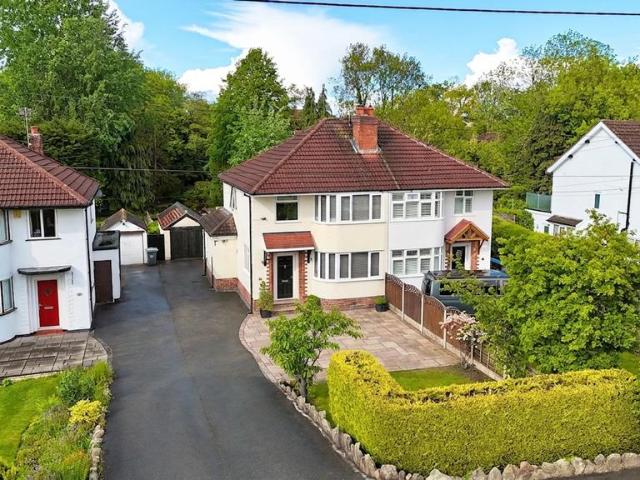 3 bedroom semi detached house for sale