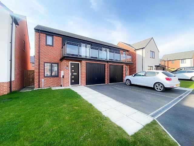 3 bedroom semi detached house for sale