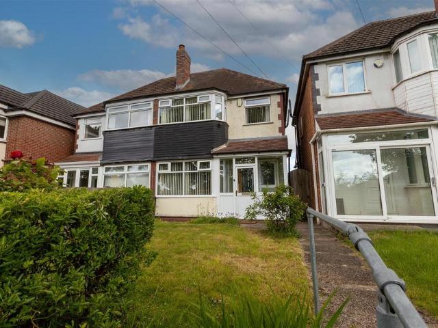 3 bedroom semi detached house for sale