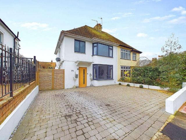 3 bedroom semi detached house for sale