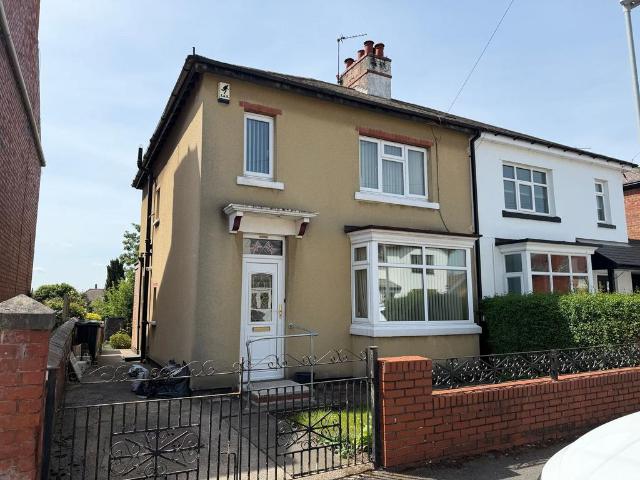 3 bedroom semi detached house for sale