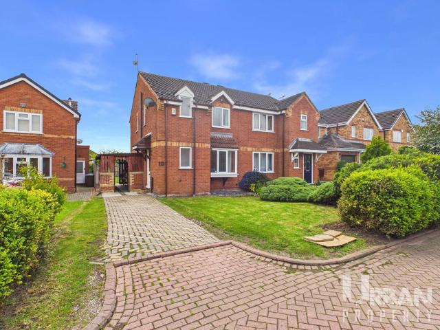 3 bedroom semi detached house for sale
