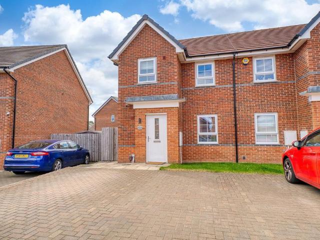 3 bedroom semi detached house for sale