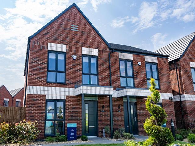 3 bedroom semi detached house for sale