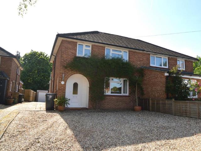 3 bedroom semi detached house for sale