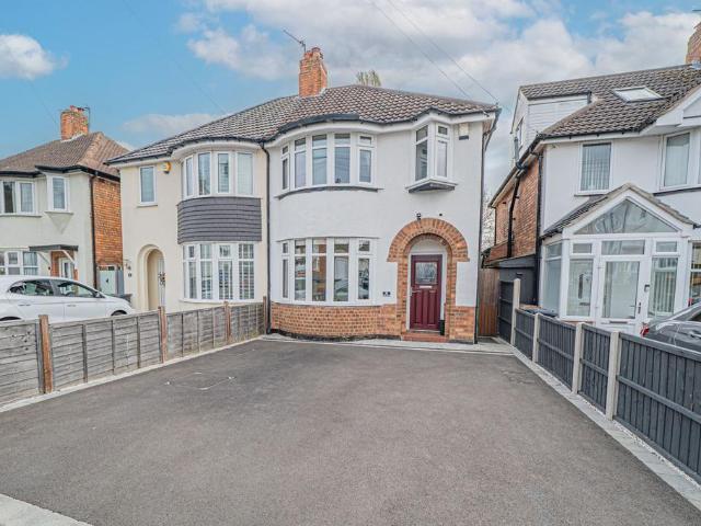 3 bedroom semi detached house for sale
