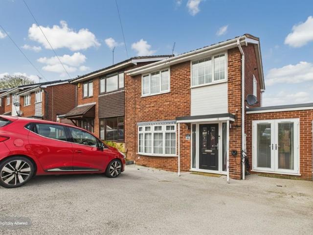 3 bedroom semi detached house for sale