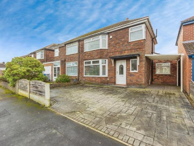 3 bedroom semi detached house for sale