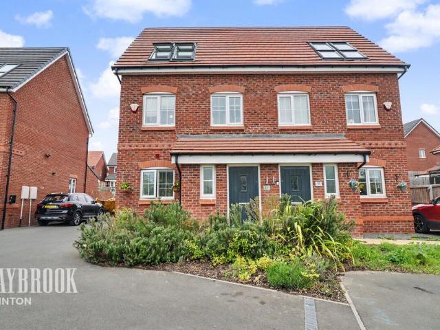 3 bedroom semi detached house for sale